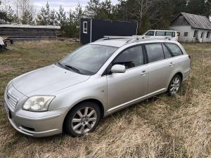 Grey Toyota Avensis 2003 in Moletai, with an engine capacity of 2.00 L and mileage of 420 thousand km for 600 €, photo 3 on AUTOMOTO.COM.LV