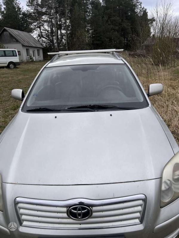 Серый Тойота Авенсис 2003 в Молетай, объемом двигателя 2.00 л и пробегом 420 тыс. км за 600 €, фото 3 на AUTOMOTO.COM.LV