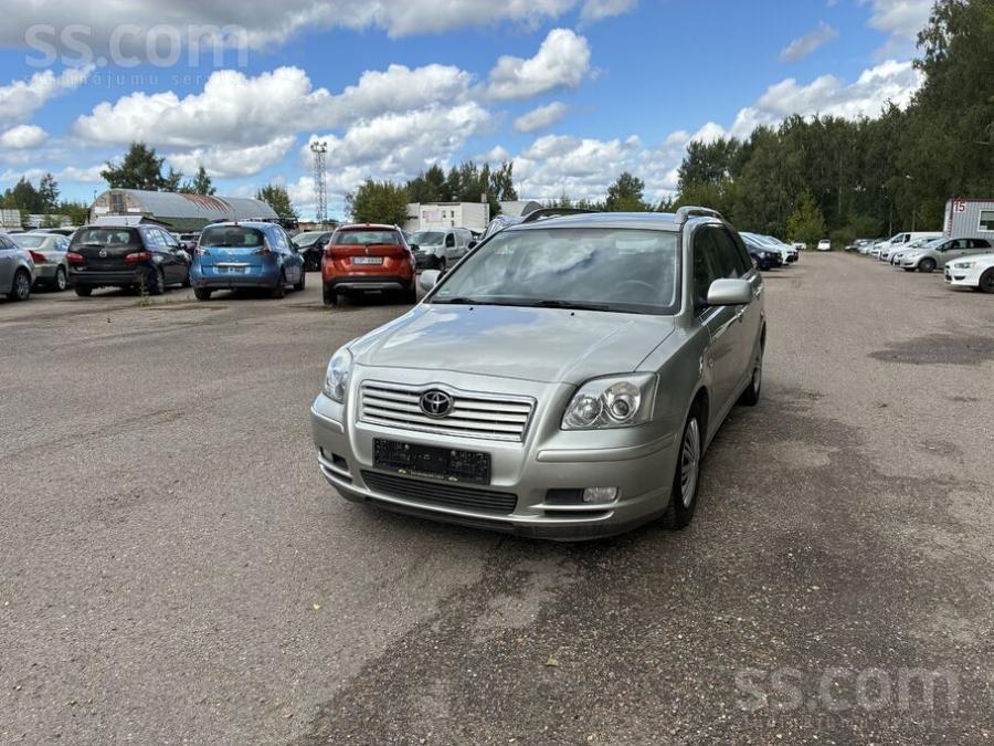 Grey Toyota Avensis 2003 in Riga, with an engine capacity of 1.80 L and mileage of 0 thousand km for 2750 €, photo 6 on AUTOMOTO.COM.LV