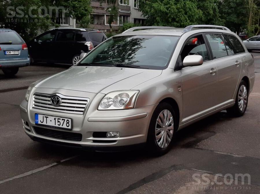 Grey Toyota Avensis 2004 in Riga, with an engine capacity of 2.00 L and mileage of 0 thousand km for 4100 €, photo 1 on AUTOMOTO.COM.LV