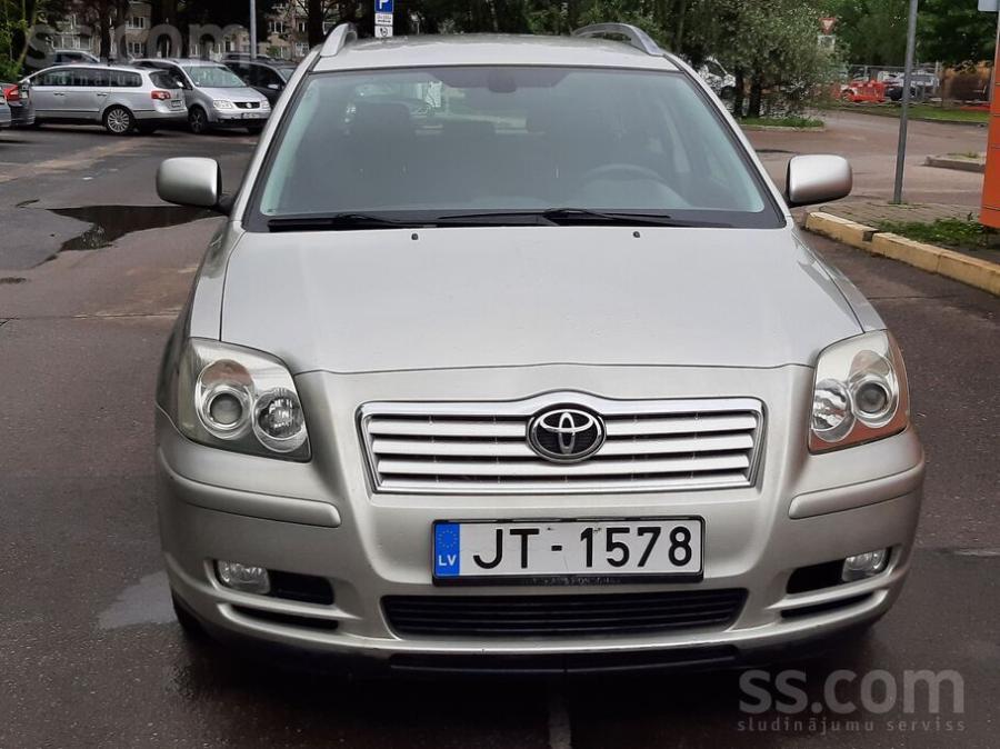 Grey Toyota Avensis 2004 in Riga, with an engine capacity of 2.00 L and mileage of 0 thousand km for 4100 €, photo 3 on AUTOMOTO.COM.LV