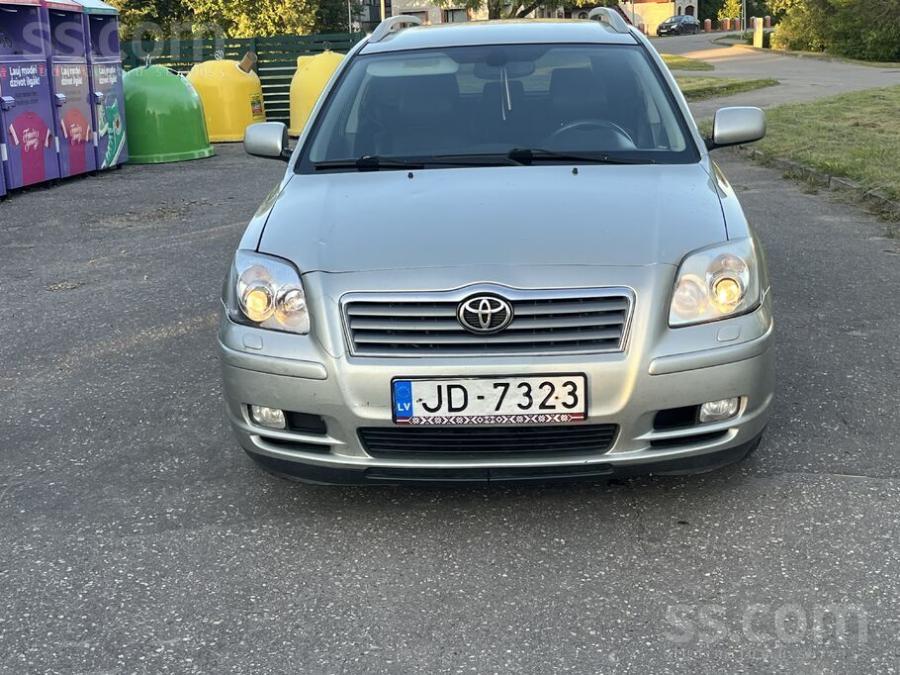 Pelēks Toyota Avensis 2004 Talsi, ar dzinēja tilpumu 2.00 L un nobraukumu 386 tūkst. km par 995 €, foto 1 vietnē AUTOMOTO.COM.LV