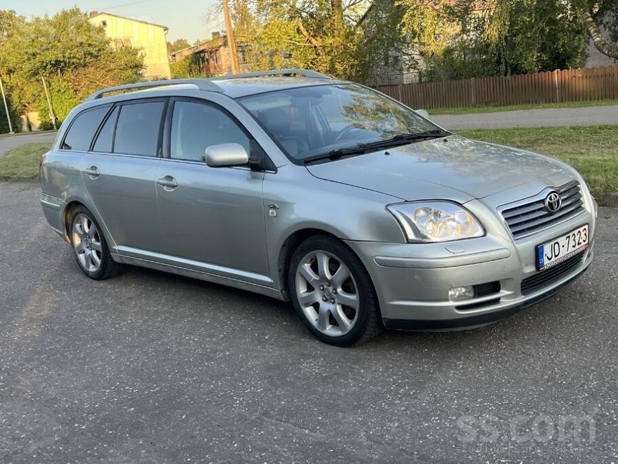 Pelēks Toyota Avensis 2004 Talsi, ar dzinēja tilpumu 2.00 L un nobraukumu 386 tūkst. km par 995 €, foto 2 vietnē AUTOMOTO.COM.LV
