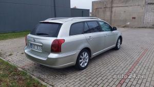 Pelēks Toyota Avensis 2004 Tallina, ar dzinēja tilpumu 2.00 L un nobraukumu 0 tūkst. km par 1390 €, foto 4 vietnē AUTOMOTO.COM.LV