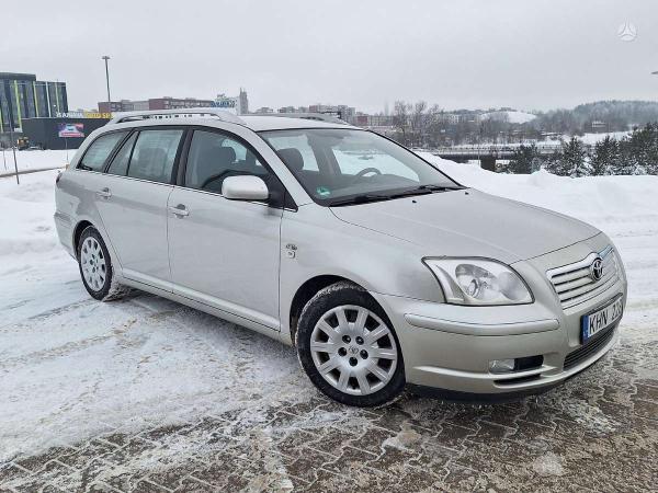 Grey Toyota Avensis 2004 in Vilnius, with an engine capacity of 2.00 L and mileage of 332 thousand km for 1250 €, photo 4 on AUTOMOTO.COM.LV
