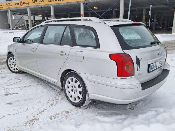 Grey Toyota Avensis 2004 in Vilnius, with an engine capacity of 2.00 L and mileage of 332 thousand km for 1250 €, photo 8 on AUTOMOTO.COM.LV
