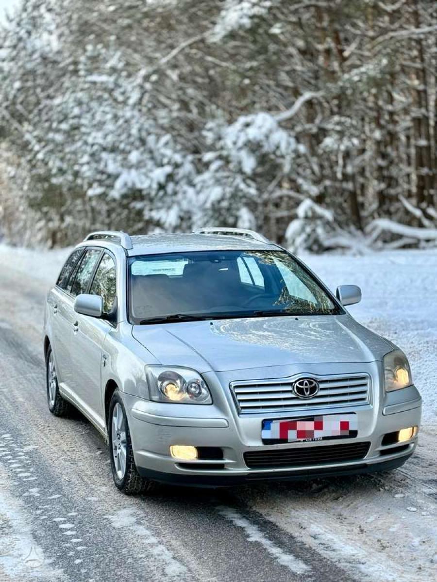 Grey Toyota Avensis 2004 in Vilnius, with an engine capacity of 2.00 L and mileage of 339 thousand km for 900 €, photo 2 on AUTOMOTO.COM.LV