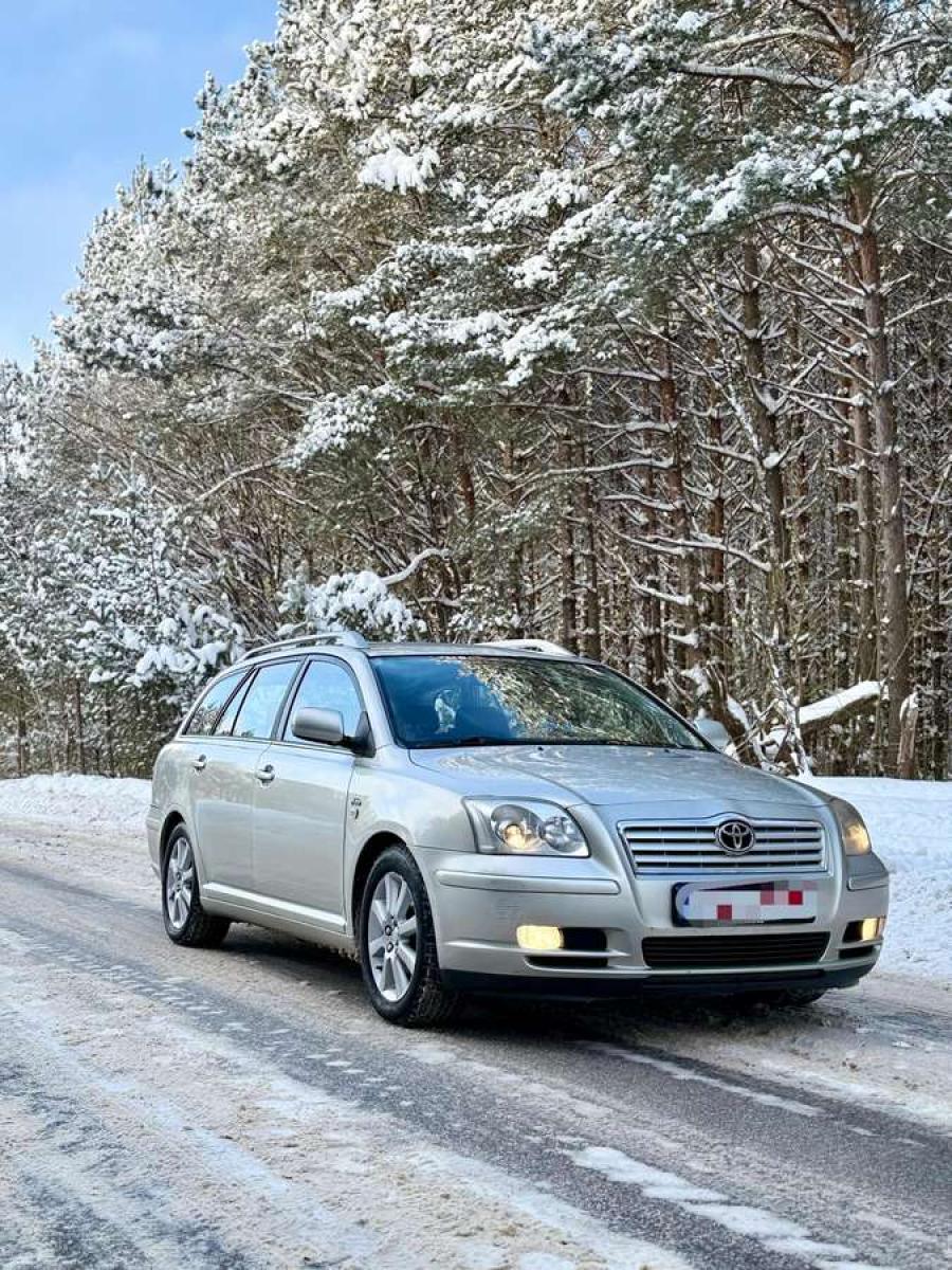 Grey Toyota Avensis 2004 in Vilnius, with an engine capacity of 2.00 L and mileage of 339 thousand km for 900 €, photo 4 on AUTOMOTO.COM.LV