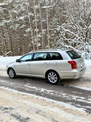 Grey Toyota Avensis 2004 in Vilnius, with an engine capacity of 2.00 L and mileage of 339 thousand km for 900 €, photo 7 on AUTOMOTO.COM.LV
