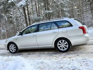 Grey Toyota Avensis 2004 in Vilnius, with an engine capacity of 2.00 L and mileage of 339 thousand km for 900 €, photo 11 on AUTOMOTO.COM.LV