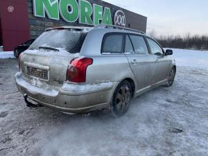 Pelēks Toyota Avensis 2004 Utena, ar dzinēja tilpumu 2.00 L un nobraukumu 400 tūkst. km par 900 €, foto 5 vietnē AUTOMOTO.COM.LV