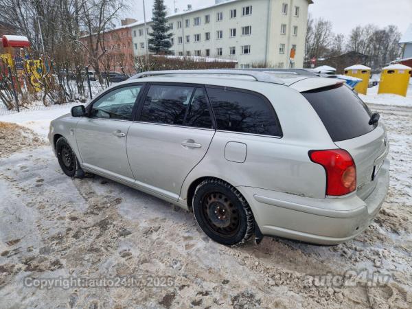 Grey Toyota Avensis 2004 in Tallinn, with an engine capacity of 2.00 L and mileage of 0 thousand km for 990 €, photo 4 on AUTOMOTO.COM.LV