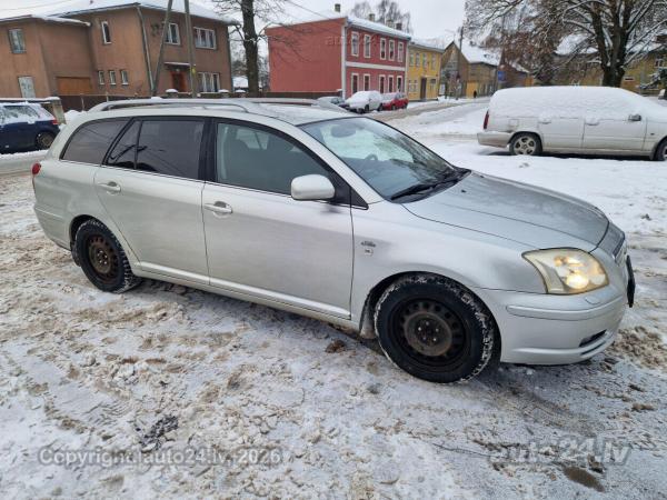 Grey Toyota Avensis 2004 in Tallinn, with an engine capacity of 2.00 L and mileage of 0 thousand km for 990 €, photo 7 on AUTOMOTO.COM.LV