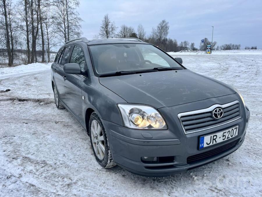 Pelēks Toyota Avensis 2004 Saldus, ar dzinēja tilpumu 2.00 L un nobraukumu 457 tūkst. km par 1300 €, foto 2 vietnē AUTOMOTO.COM.LV