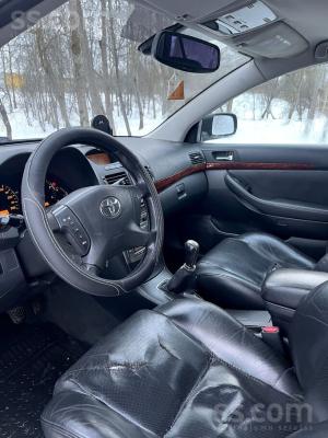 Pelēks Toyota Avensis 2004 Saldus, ar dzinēja tilpumu 2.00 L un nobraukumu 457 tūkst. km par 1300 €, foto 8 vietnē AUTOMOTO.COM.LV