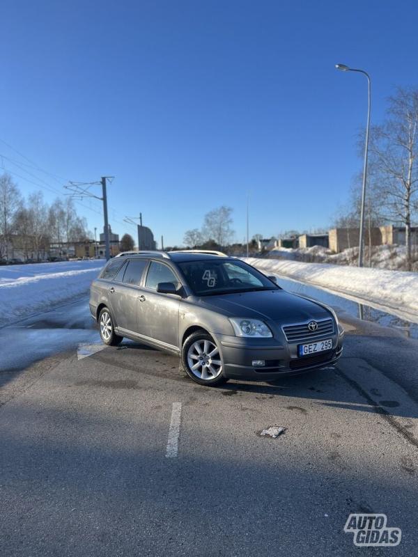 Pelēks Toyota Avensis 2004 Radviliškis, ar dzinēja tilpumu 2.00 L un nobraukumu 408 tūkst. km par 1400 €, foto 1 vietnē AUTOMOTO.COM.LV