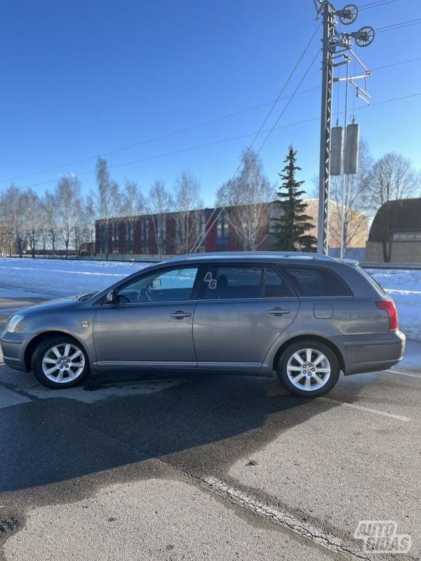 Pelēks Toyota Avensis 2004 Radviliškis, ar dzinēja tilpumu 2.00 L un nobraukumu 408 tūkst. km par 1400 €, foto 5 vietnē AUTOMOTO.COM.LV