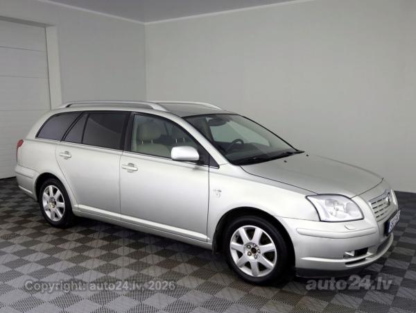 Grey Toyota Avensis 2004 in Tallinn, with an engine capacity of 2.00 L and mileage of 369 thousand km for 1299 €, photo 1 on AUTOMOTO.COM.LV