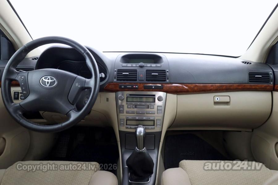 Grey Toyota Avensis 2004 in Tallinn, with an engine capacity of 2.00 L and mileage of 369 thousand km for 1299 €, photo 5 on AUTOMOTO.COM.LV