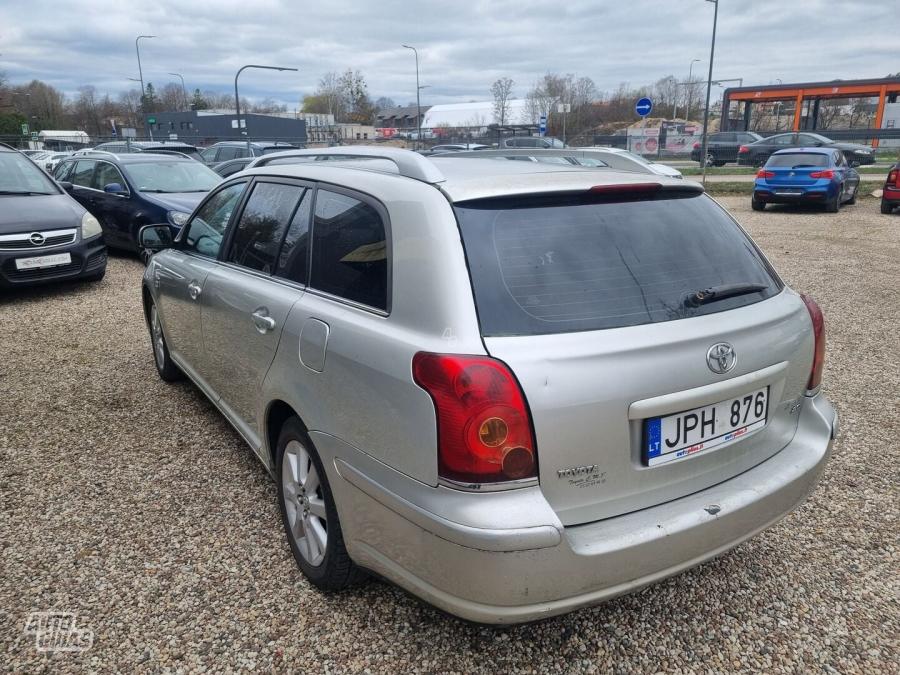 Grey Toyota Avensis 2004 in Kaunas, with an engine capacity of 2.00 L and mileage of 306 thousand km for 850 €, photo 4 on AUTOMOTO.COM.LV