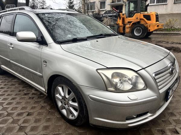 Серый Тойота Авенсис 2004 в Вильнюс, объемом двигателя 2.00 л и пробегом 448 тыс. км за 1000 €, фото 2 на AUTOMOTO.COM.LV