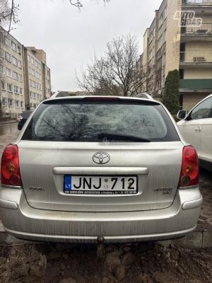 Серый Тойота Авенсис 2004 в Вильнюс, объемом двигателя 2.00 л и пробегом 448 тыс. км за 1000 €, фото 5 на AUTOMOTO.COM.LV