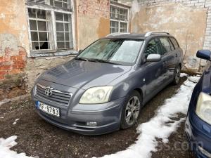 Серый Тойота Авенсис 2004 в Валмиера, объемом двигателя 1.80 л и пробегом 320 тыс. км за 1500 €, фото 4 на AUTOMOTO.COM.LV