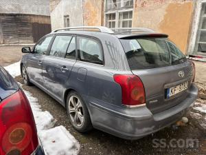 Серый Тойота Авенсис 2004 в Валмиера, объемом двигателя 1.80 л и пробегом 320 тыс. км за 1500 €, фото 5 на AUTOMOTO.COM.LV
