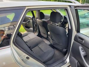 Pelēks Toyota Avensis 2004 Viļņa, ar dzinēja tilpumu 2.00 L un nobraukumu 381 tūkst. km par 1100 €, foto 7 vietnē AUTOMOTO.COM.LV