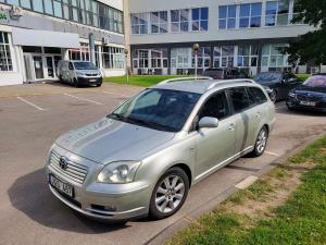 Pelēks Toyota Avensis 2004 Viļņa, ar dzinēja tilpumu 2.00 L un nobraukumu 381 tūkst. km par 1100 €, foto 11 vietnē AUTOMOTO.COM.LV