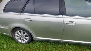 Pelēks Toyota Avensis 2004 Utena, ar dzinēja tilpumu 2.00 L un nobraukumu 430 tūkst. km par 800 €, foto 6 vietnē AUTOMOTO.COM.LV