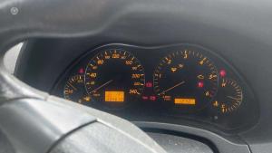 Pelēks Toyota Avensis 2004 Utena, ar dzinēja tilpumu 2.00 L un nobraukumu 430 tūkst. km par 800 €, foto 15 vietnē AUTOMOTO.COM.LV