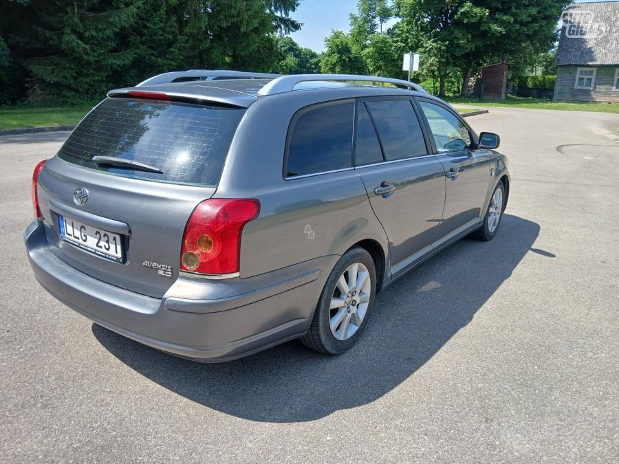 Серый Тойота Авенсис 2004 в Клайпеда, объемом двигателя 2.00 л и пробегом 215 тыс. км за 1450 €, фото 5 на AUTOMOTO.COM.LV