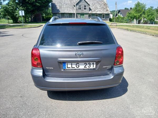 Серый Тойота Авенсис 2004 в Клайпеда, объемом двигателя 2.00 л и пробегом 215 тыс. км за 1450 €, фото 5 на AUTOMOTO.COM.LV
