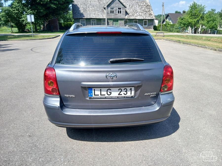 Серый Тойота Авенсис 2004 в Клайпеда, объемом двигателя 2.00 л и пробегом 215 тыс. км за 1450 €, фото 6 на AUTOMOTO.COM.LV
