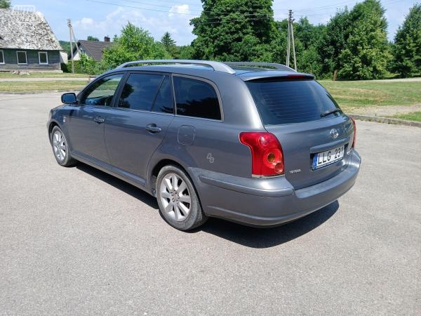 Серый Тойота Авенсис 2004 в Клайпеда, объемом двигателя 2.00 л и пробегом 215 тыс. км за 1450 €, фото 6 на AUTOMOTO.COM.LV