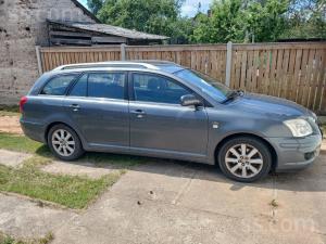 Pelēks Toyota Avensis 2004 Daugavpils, ar dzinēja tilpumu 2.00 L un nobraukumu 416 tūkst. km par 1200 €, foto 4 vietnē AUTOMOTO.COM.LV