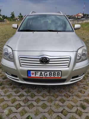 Pelēks Toyota Avensis 2004 Molėtai, ar dzinēja tilpumu 2.00 L un nobraukumu 338 tūkst. km par 2500 €, foto  vietnē AUTOMOTO.COM.LV