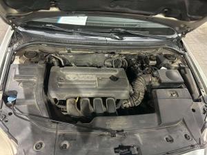 Pelēks Toyota Avensis 2004 Viļņa, ar dzinēja tilpumu 1.76 L un nobraukumu 280 tūkst. km par 1450 €, foto 12 vietnē AUTOMOTO.COM.LV