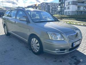 Pelēks Toyota Avensis 2004 Viļņa, ar dzinēja tilpumu 2.00 L un nobraukumu 302 tūkst. km par 1450 €, foto 3 vietnē AUTOMOTO.COM.LV