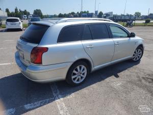 Grey Toyota Avensis 2004 in Klaipeda, with an engine capacity of 2.00 L and mileage of 380 thousand km for 650 €, photo 4 on AUTOMOTO.COM.LV