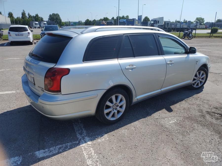 Grey Toyota Avensis 2004 in Klaipeda, with an engine capacity of 2.00 L and mileage of 380 thousand km for 650 €, photo 4 on AUTOMOTO.COM.LV