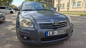 Серый Тойота Авенсис 2004 в Даугавпилс, объемом двигателя 2.00 л и пробегом 415 тыс. км за 1600 €, фото 5 на AUTOMOTO.COM.LV