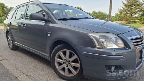 Grey Toyota Avensis 2004 in Daugavpils, with an engine capacity of 2.00 L and mileage of 415 thousand km for 1600 €, photo 5 on AUTOMOTO.COM.LV