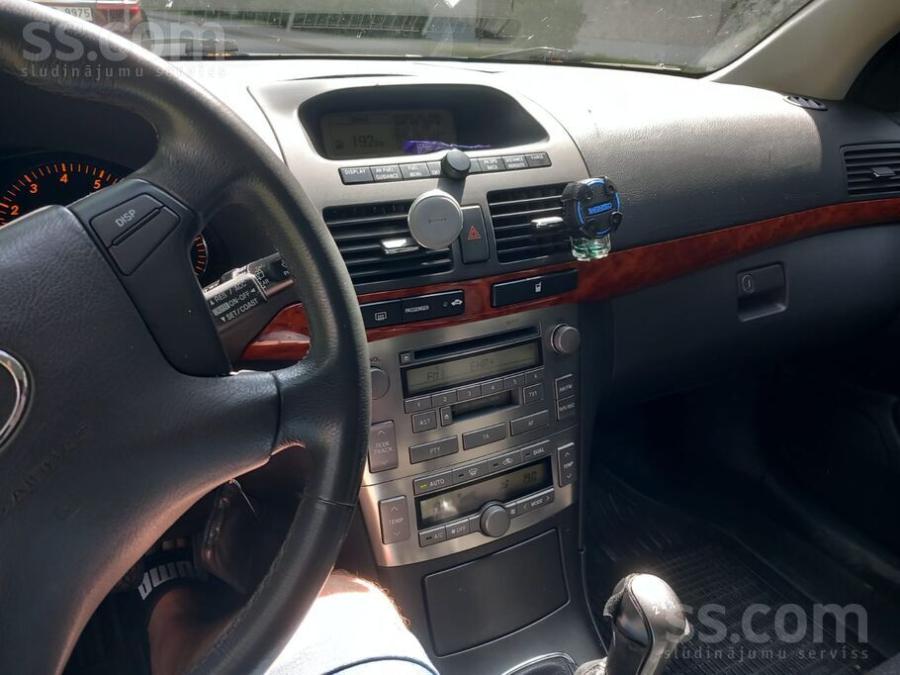 Серый Тойота Авенсис 2004 в Рига, объемом двигателя 1.80 л и пробегом 224 тыс. км за 1450 €, фото 6 на AUTOMOTO.COM.LV