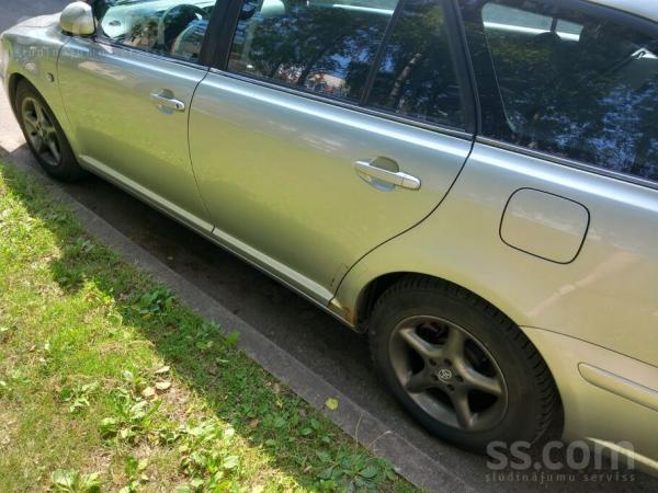 Pelēks Toyota Avensis 2004 Rīga, ar dzinēja tilpumu 1.80 L un nobraukumu 224 tūkst. km par 1450 €, foto 8 vietnē AUTOMOTO.COM.LV
