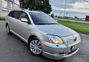 Grey Toyota Avensis 2004 in Daugavpils, with an engine capacity of 2.00 L and mileage of 236 thousand km for 1550 €, photo 4 on AUTOMOTO.COM.LV