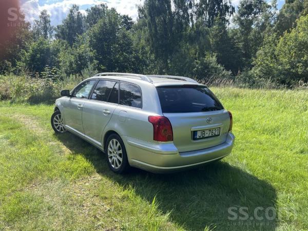 Grey Toyota Avensis 2004 in Riga, with an engine capacity of 2.00 L and mileage of 361 thousand km for 2000 €, photo 4 on AUTOMOTO.COM.LV
