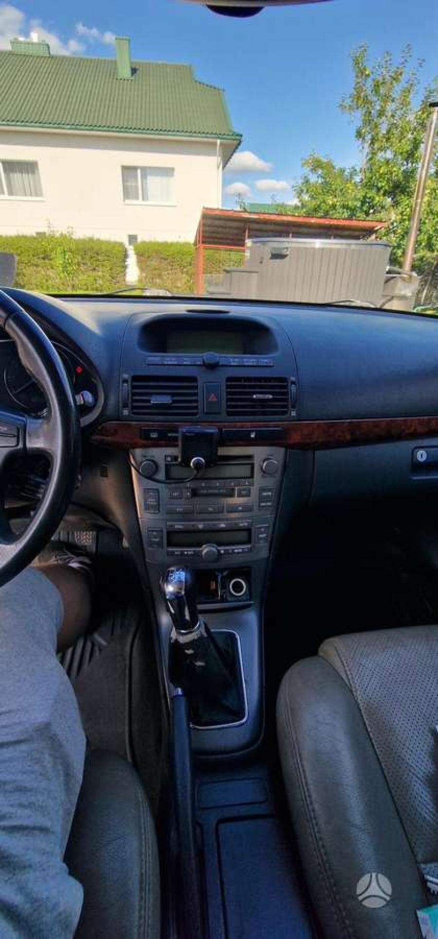 Pelēks Toyota Avensis 2004 Plungė, ar dzinēja tilpumu 1.79 L un nobraukumu 346 tūkst. km par 2250 €, foto 13 vietnē AUTOMOTO.COM.LV
