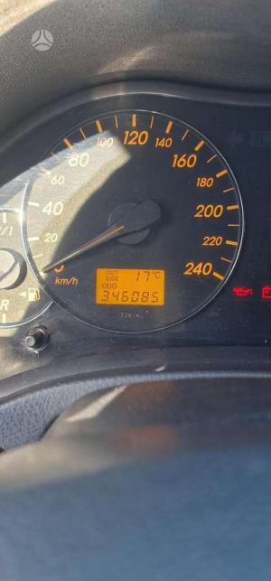 Pelēks Toyota Avensis 2004 Plungė, ar dzinēja tilpumu 1.79 L un nobraukumu 346 tūkst. km par 2250 €, foto 14 vietnē AUTOMOTO.COM.LV